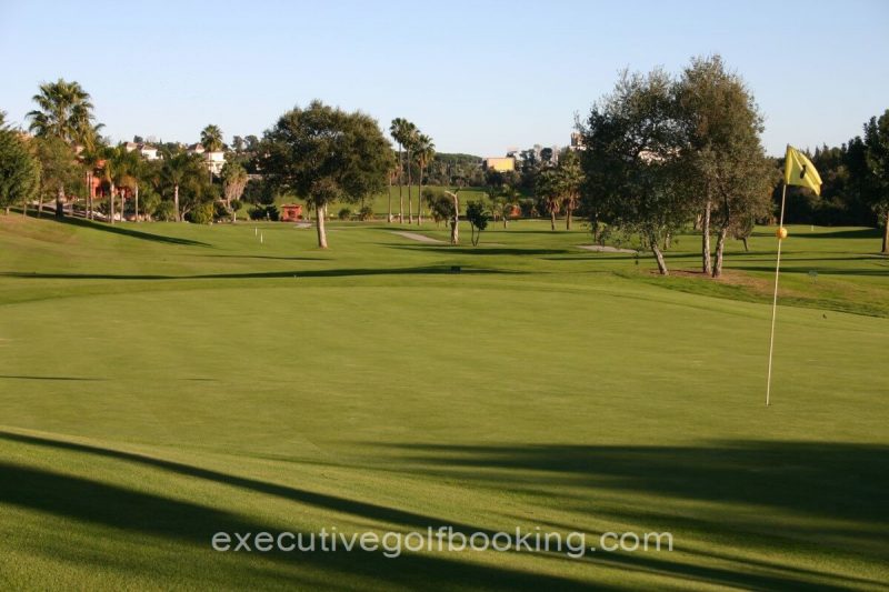 Santa Clara Golf Club - Green fee rates - Golf Holidays - Costa del Sol